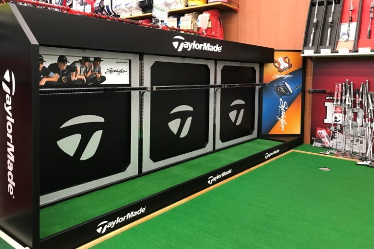 TaylorMade NIKI GOLF CORNER DISPLAY